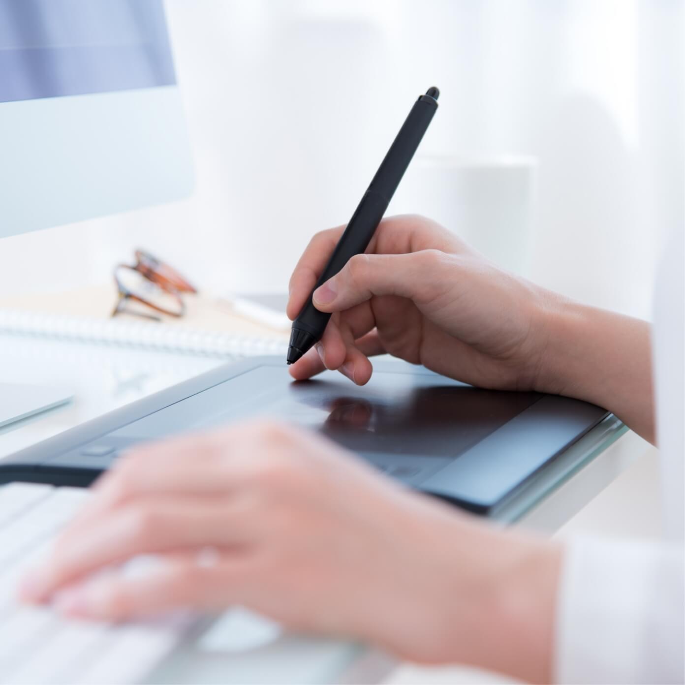 ILLUST | RenoBox（レノボックス）